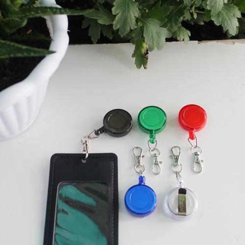 Jual yoyo id card holder dengan pengait besi - Biru - Kab. Bandung ...