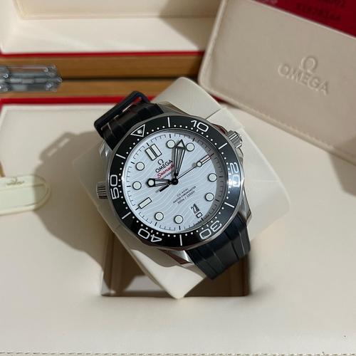 Jual Omega Seamaster White Dial Like New 2020 Fullset Box & Paper - Kab ...
