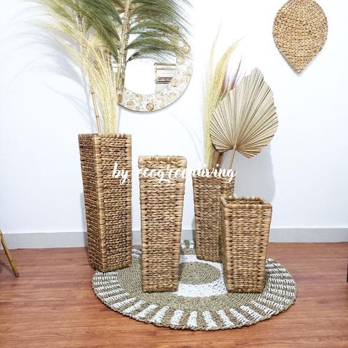 Jual Vas Anyaman Enceng gondok/ Vas & Bejana / Tempat Bunga / Tempat ...