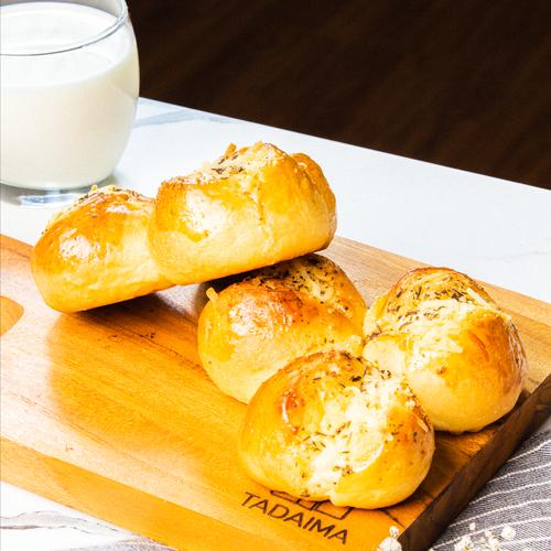 Jual Garlic Butter Cheese - Jakarta Utara - Tadaima Bakehouse | Tokopedia
