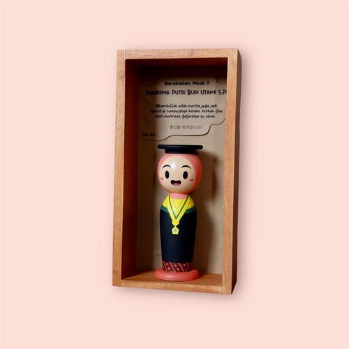 Jual BIG GRADUATION: Regular Miki dengan Toga dan Big Frame - Jakarta ...