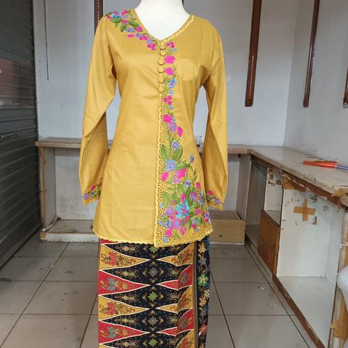 Jual LD130/set kebaya baju kurung/kebaya modern bordir bunga/kebaya ...