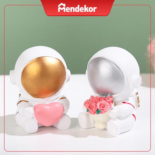 Jual Yimot | patung pajangan hiasan meja rak astronot lucu hadiah kado ...
