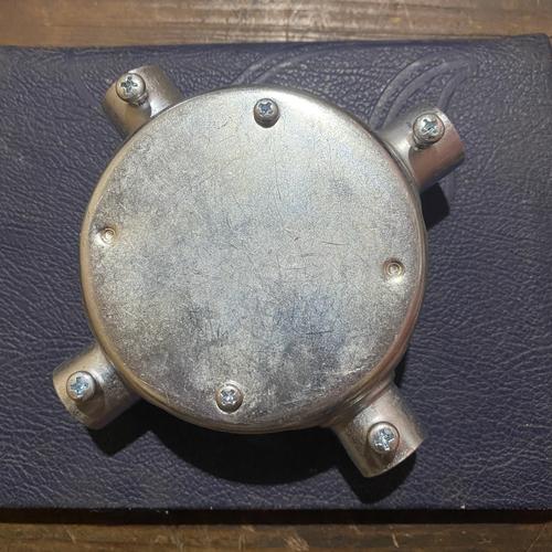 Jual T dus besi e19 1/2" | tdus besi e19 20mm | tdus cab 4 e19 - Kab ...