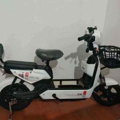 Jual SEPEDA LISTRIK GICIN 8 - Putih, RAKIT FULL - Kota Tangerang ...