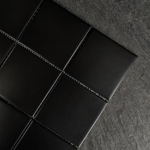 Jual Mosaic Backsplash Tile / Kitchen Set Hitam Doff - Kota Depok ...