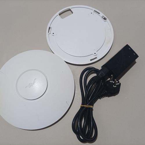 Jual Ubiquiti Unifi Ap LR (AP-LR) Long Range - Tanpa Box - Kota ...