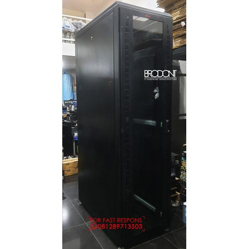 Jual Closed Rack Server 45U Depth 1100mm Glass Door Special Baraka ...