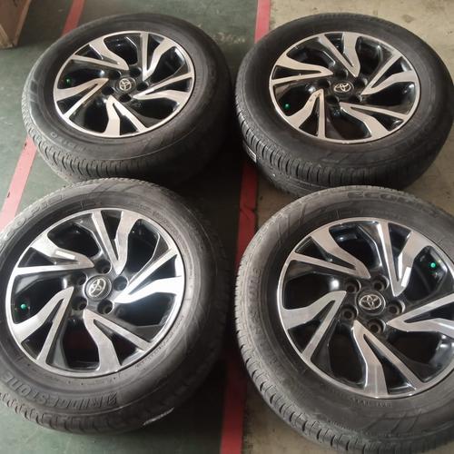 Jual velg mobil bekas copotan Innova reborn R16 plus ban kondisi bagus ...