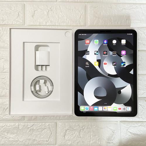 Jual iPad Air 5 M1 grey 64gb wifi mulus ex inter (02/08/23) #399 - ipad ...