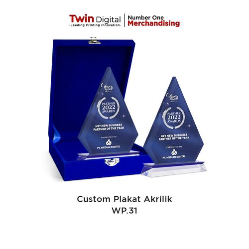 Jual Plakat Akrilik Premium Piagam Penghargaan Tropi Wisuda - Plakat WP ...