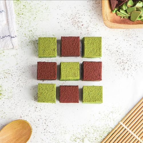 Jual Falala Chocolate Long Box Rasa Hazelnut & Matcha - Kota Denpasar ...