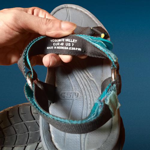 Jual PRELOVED SECOND BEKAS SANDAL GUNUNG CONSINA YOUSMITE VALLEY - 40 ...