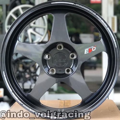Jual Velg Mobil FF1 Regamaster Evo 2 R18 utk Innova Reborn,Venturer ...
