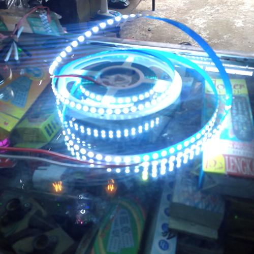 Jual SAMSUNG 2835 LAMPU LED STRIP DC 12V MATA RAPAT - cool white - Kota ...