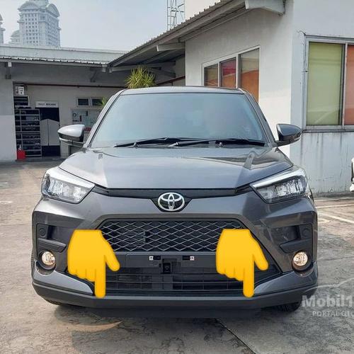 Jual BODY KIT Bodykit bemper BUMPER depan bawah toyota RAIZE original ...