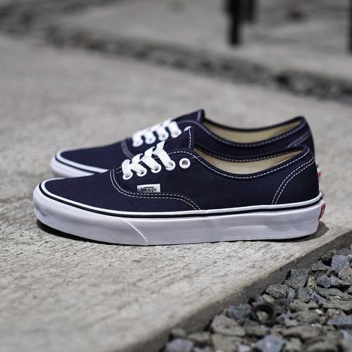 Jual Sepatu Vans Authentic Classic Night Sky/True White/Spatu Vans ...