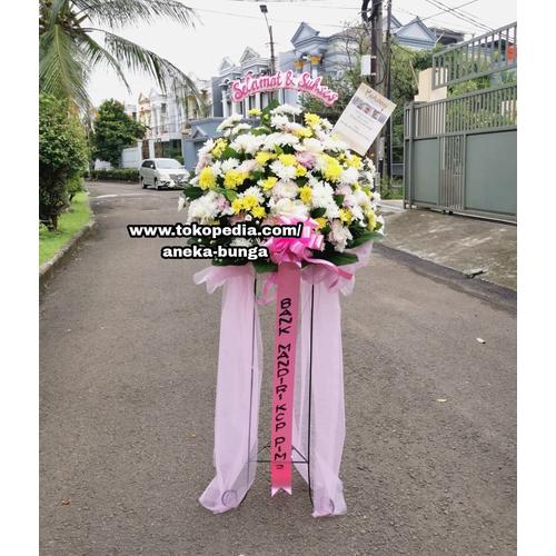 Jual Standing Flower Congratulation Karangan Bunga Fresh Asli Ucapan ...