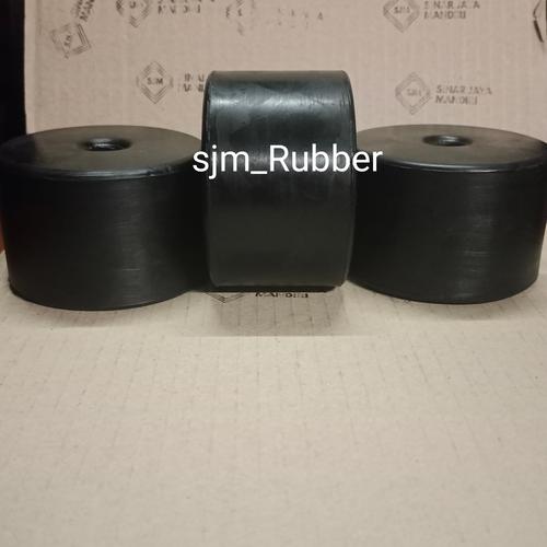 Jual karet kabin / dudukan mesin dengan ukuran 80mm x 50mm x 14mm ...