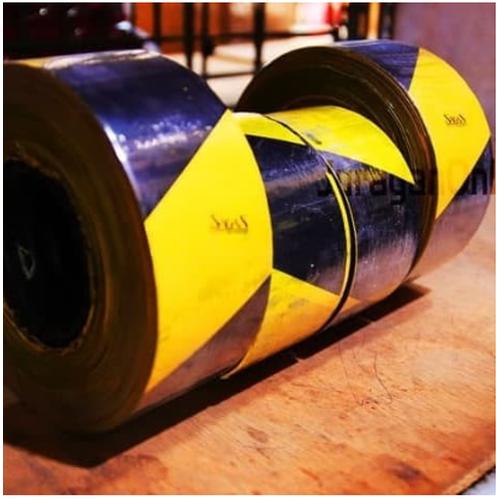 Jual Police Line Kuning Hitam 3 inch 300 Mtr Baricade Pita Pembatas ...