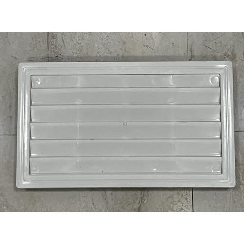 Jual Jalusi / kisi kisi plastik pintu pvc ukuran: 32cm x 18,5cm - Putih ...