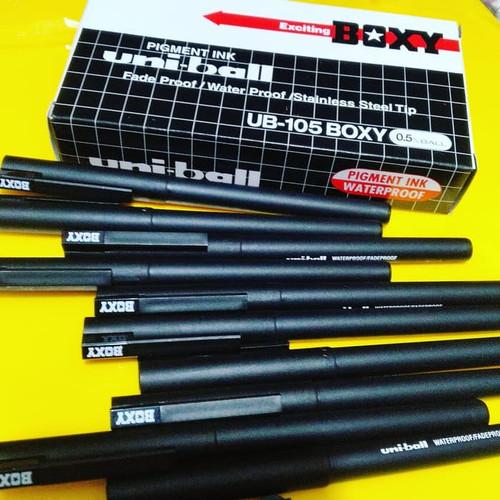Jual Ballpoint pulpen pen boxy uniball uni ball UB-105 - Hitam dan ...