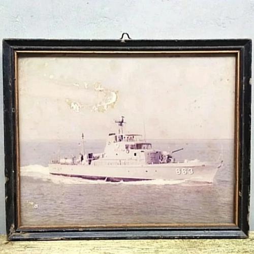 Jual Barang Jadul Frame Foto Original Kapal Perang TNI AL SIKUDA Antik ...