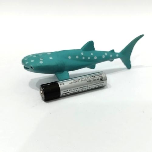 Jual figure whale shark DISNEY PIXAR/figure hiu paus Disney Pixar ...