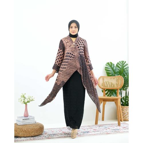 Jual Setelan Batik - Camara (Setelan Batik) - Hitam, M - Kota ...