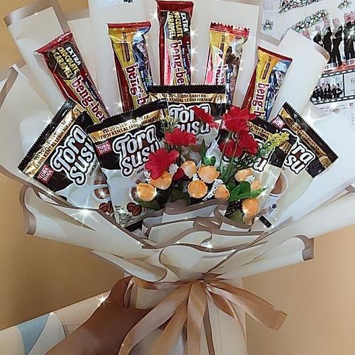 Jual buket snack wisuda.ulang tahun anak - Kab. Bogor - sofie bucket ...