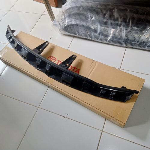 Jual moulding grill radiator Toyota Fortuner 2012-2016 original 53121 ...