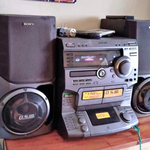 Jual SONY COMPO RARE LANGKA SONY LBT-VR50 SECOND FUNGSI AUX RADIO - Kab ...