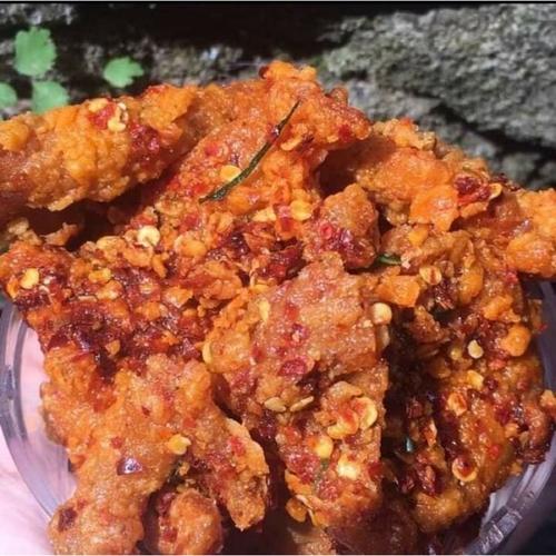 Jual Kulit ayam kriuk pedas daun jeruk/kulit ayam kriuk/snack/cemilan ...