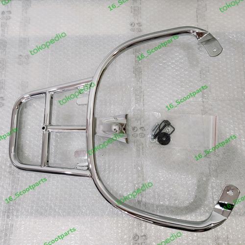 Jual Top Box Support Chrome Vespa Primavera-Sprint Original - Kota ...