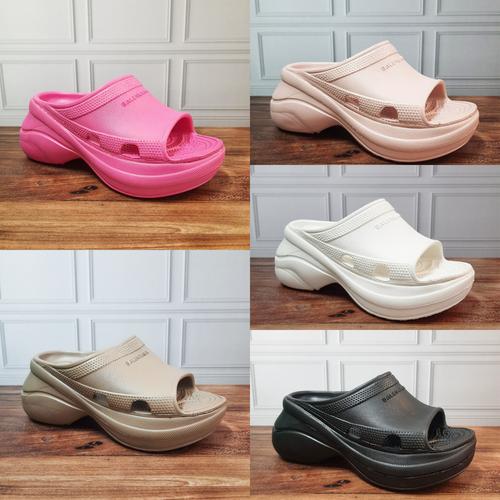 Jual CROCS X BALENC*AGA/SENDAL CROCS X BALENC*AGA/SENDAL CROCS WANITA ...