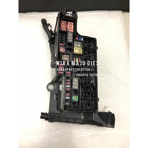 Jual Fuse Box Box Sekring Depan Kabel Body Toyota Hilux Revo Original ...