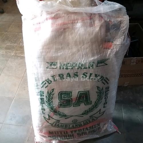 Jual Karung Plastik Bekas 50 Kg - Karung Bekas Beras - Karung Ukuran ...