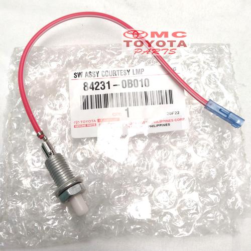 Jual Switch Courtessy Lamp Door Pintu Kijang Kapsul 84231-0B010 - Kota ...