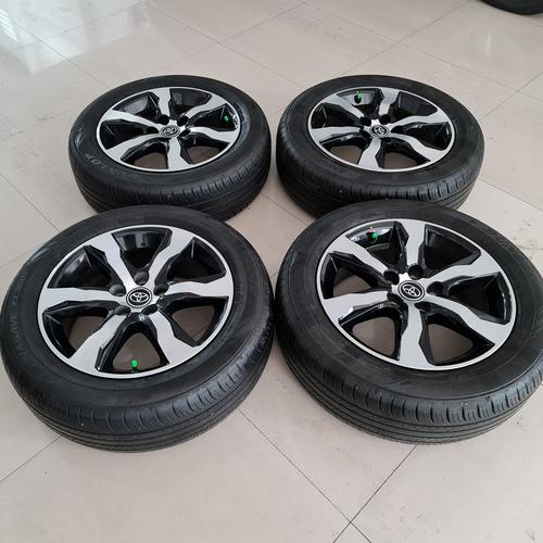 Jual VELG INNOVA VENTURER 2022 FACELIFT ORIGINAL & BAN DUNLOP 215/60 ...