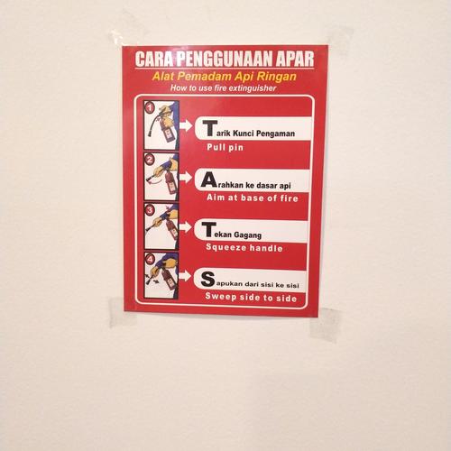 Jual SIGN STICKER CARA PENGGUNAAN APAR,BAHAN VYNIL 15X20CM - Jakarta ...