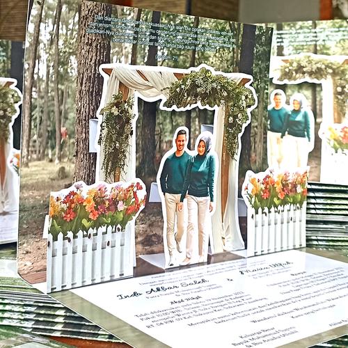 Promo Undangan Pernikahan Pop Up 3D Tema Prewed Beautifull forest ...