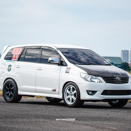 Jual kap Mesin Innova 2 KD dry carbon - Kab. Sleman - Maliq Store ...