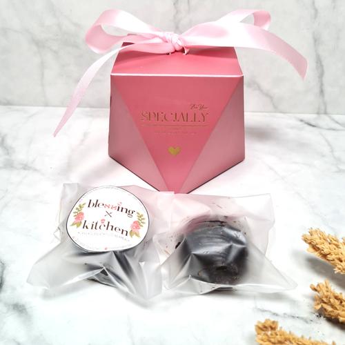 Jual Mingle Wedding Chocolate (1 box isi 2 Pcs Choco Cheese Ball ...