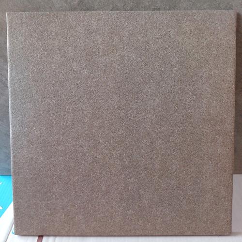 Jual KERAMIK 40X40 INDUSTRIAL COKLAT SUSU. ATAU ABU COKLAT MATT / DOFF ...