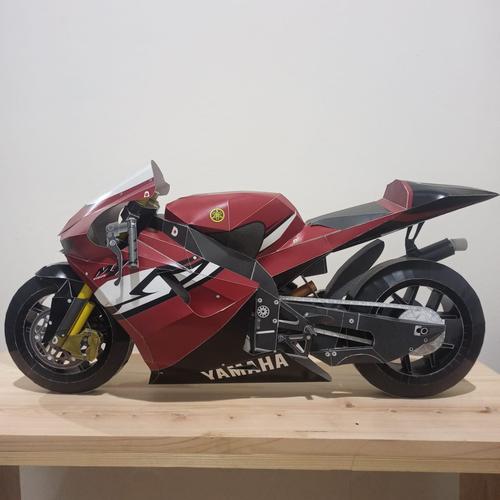 Jual Papercraft Motor Yamaha YZR M1 DIY Digital Printing MERAH - Yamaha ...