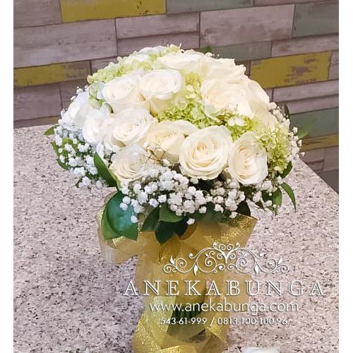 Jual Buket Pernikahan Bunga Segar Asli Fresh White Wedding Bouquet ...