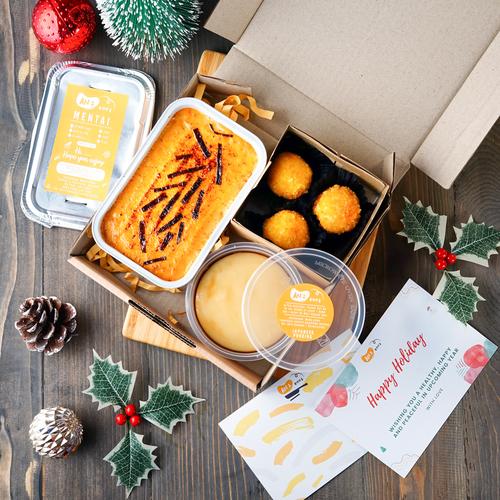 Jual Christmas Hampers / Parcel Natal Risol Pudding Brulee bomb mentai ...