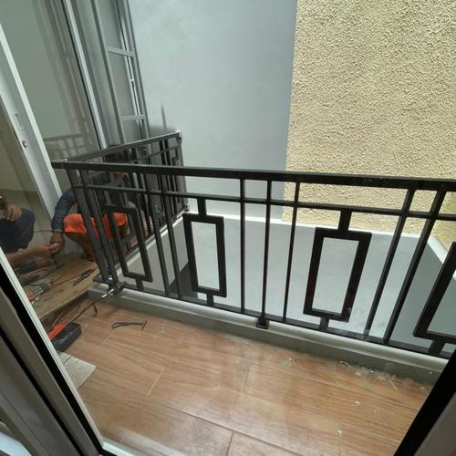 Jual relling tangga besi hollow besi expanda minimalis - Kota Tangerang ...