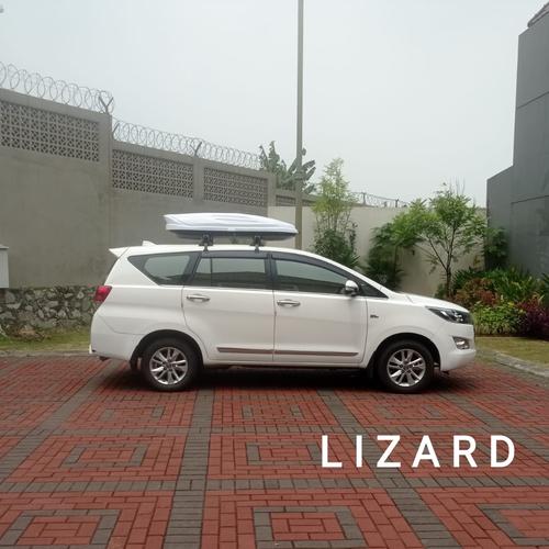 Jual roofbox slim model otorack white glossy innova reborn/roof box ...