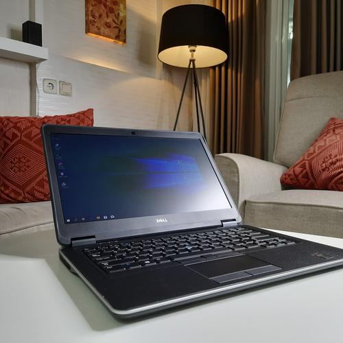 Jual laptop core i7 ex office original istimewa murah meriah - ssd 128 ...